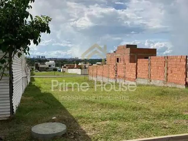 Terreno / Lote para Venda em Cuiabá/MT Condomínio Belvedere