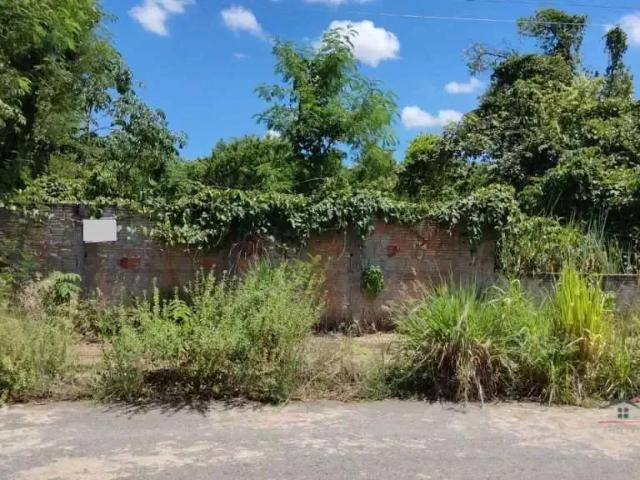 Terreno / Lote para Venda em Cuiabá/MT Jardim Universitário