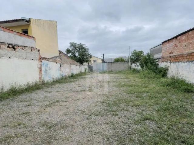 Terreno / Lote para Venda em Curitiba/PR Fazendinha