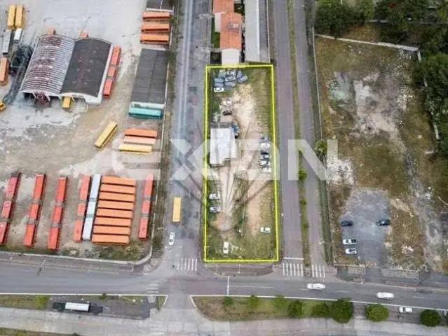 Terreno / Lote para Venda em Curitiba/PR Parolin