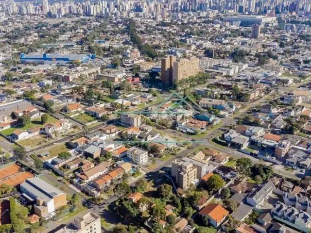 Terreno / Lote para Venda em Curitiba/PR Parolin