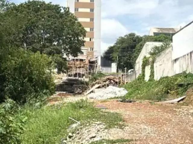 Terreno / Lote para Venda em Curitiba/PR Tingui