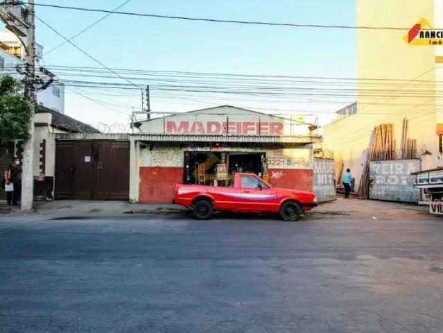 Terreno / Lote para Venda em Divinópolis/MG Niterói