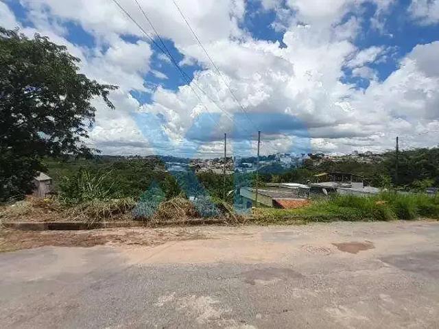 Terreno / Lote para Venda em Divinópolis/MG Oliveiras