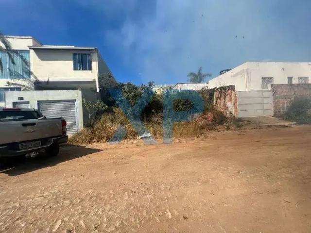 Terreno / Lote para Venda em Divinópolis/MG Alterosa