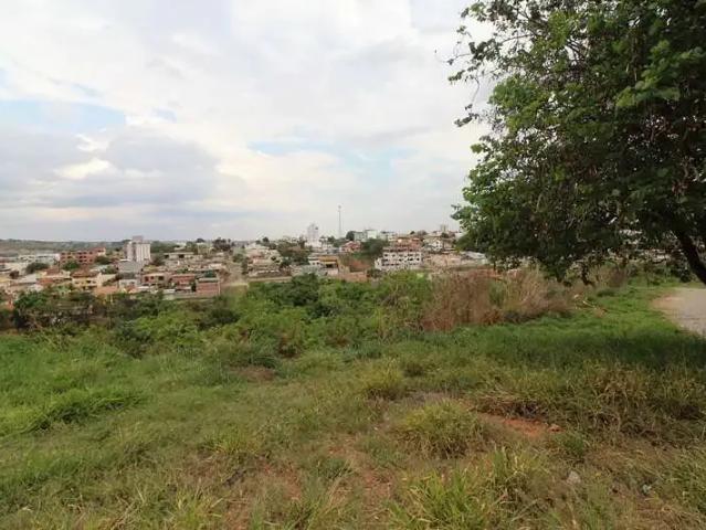 Terreno / Lote para Venda em Divinópolis/MG Belvedere
