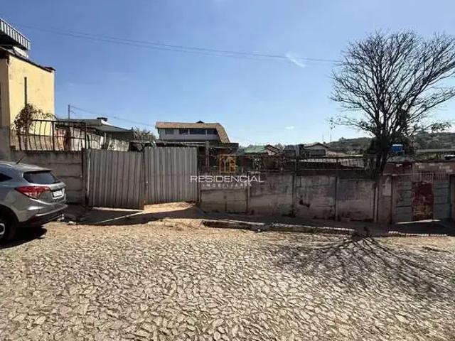 Terreno / Lote para Venda em Divinópolis/MG Belvedere