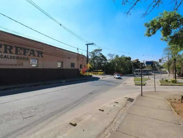 Terreno / Lote para Venda em Divinópolis/MG Centro