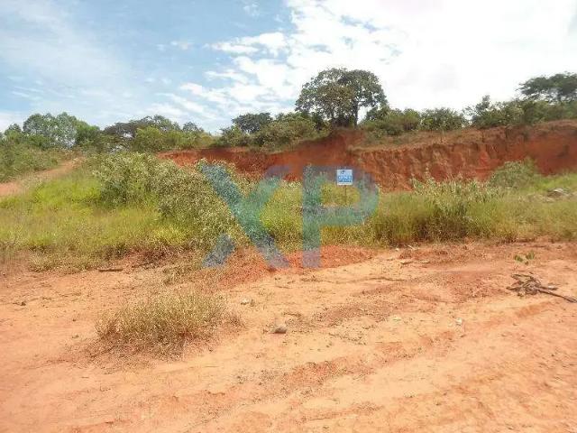 Terreno / Lote para Venda em Divinópolis/MG Floresta