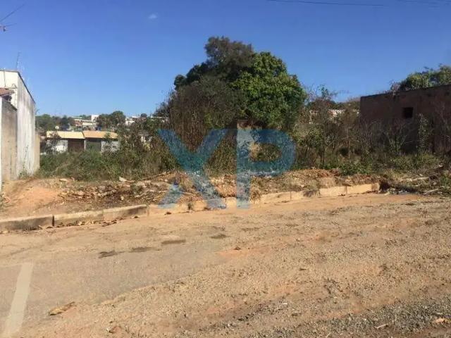 Terreno / Lote para Venda em Divinópolis/MG Jardim Candidés