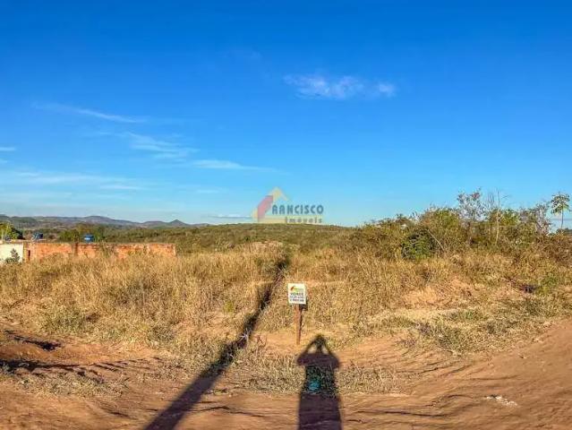 Terreno / Lote para Venda em Divinópolis/MG Jardim Candidés