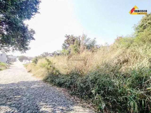 Terreno / Lote para Venda em Divinópolis/MG Quintino