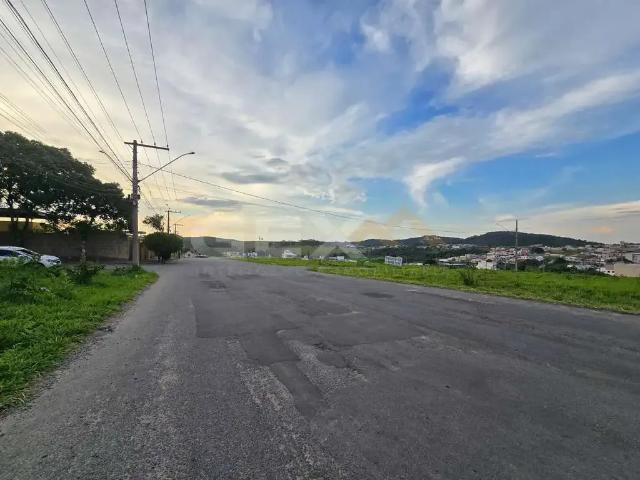 Terreno / Lote para Venda em Divinópolis/MG São Roque