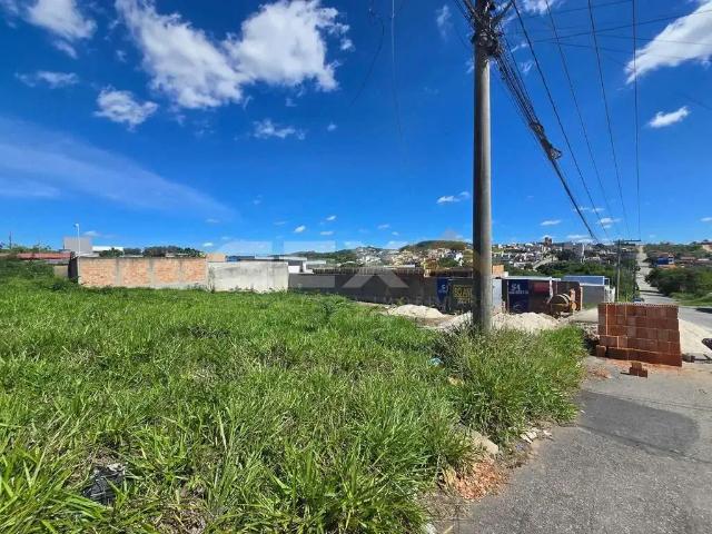 Terreno / Lote para Venda em Divinópolis/MG São Roque