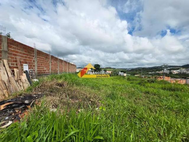 Terreno / Lote para Venda em Divinópolis/MG São Roque