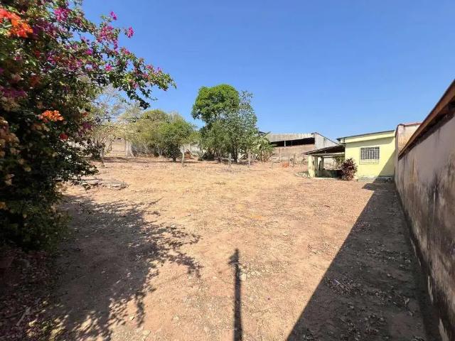 Terreno / Lote para Venda em Divinópolis/MG Santa Rosa