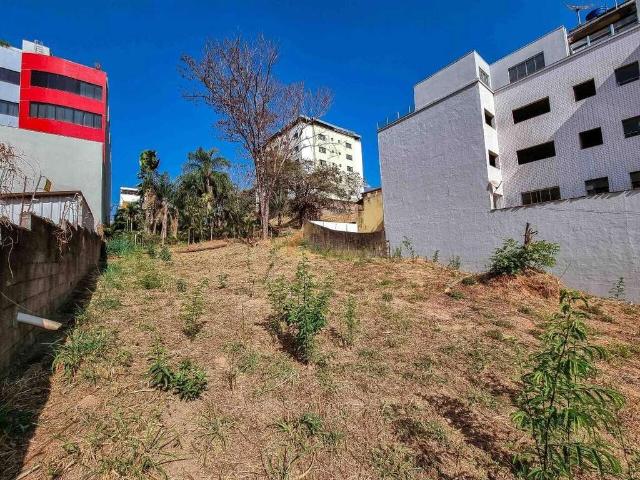 Terreno / Lote para Venda em Divinópolis/MG Santo Antônio