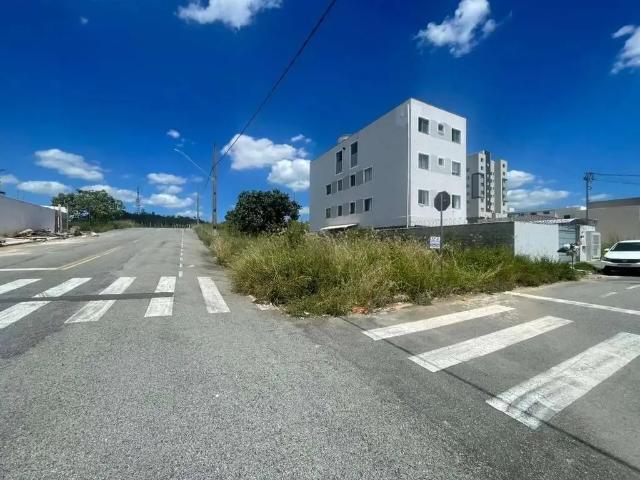 Terreno / Lote para Venda em Divinópolis/MG Xavantes