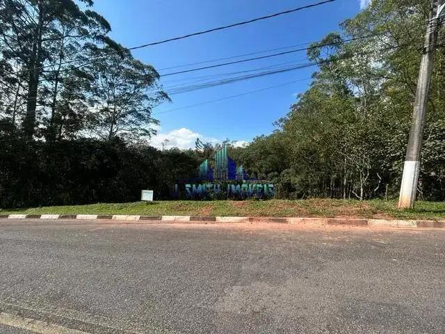 Terreno / Lote para Venda em Embu das Artes/SP Jardim Indaiá