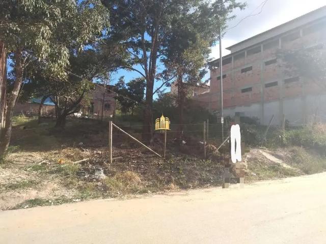 Terreno / Lote para Venda em Esmeraldas/MG Quintas São José