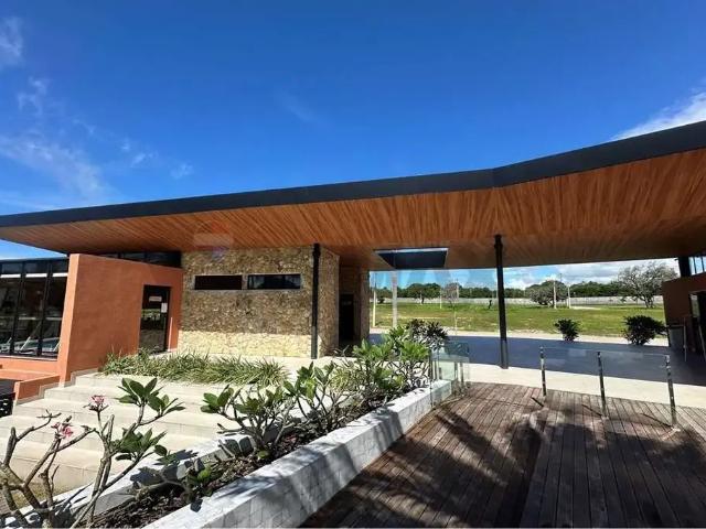 Terreno / Lote para Venda em Eusébio/CE Centro