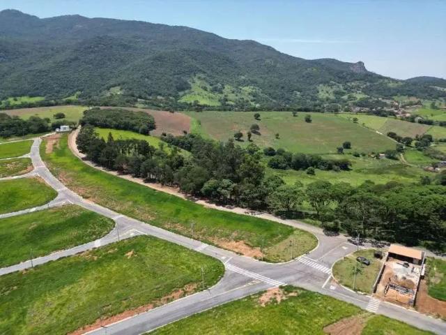 Terreno / Lote para Venda em Extrema/MG Centro