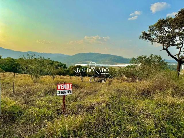 Terreno / Lote para Venda em Extrema/MG Centro