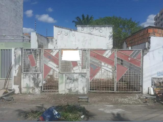 Terreno / Lote para Venda em Feira de Santana/BA Ponto Central
