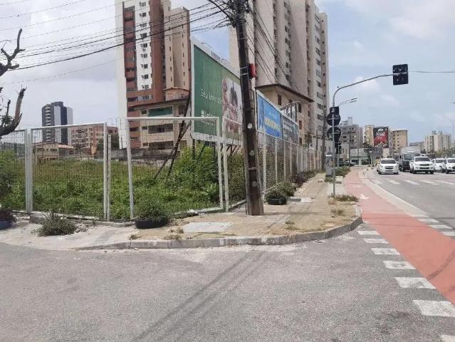 Terreno / Lote para Venda em Fortaleza/CE Fátima
