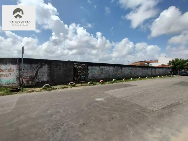Terreno / Lote para Venda em Fortaleza/CE Messejana