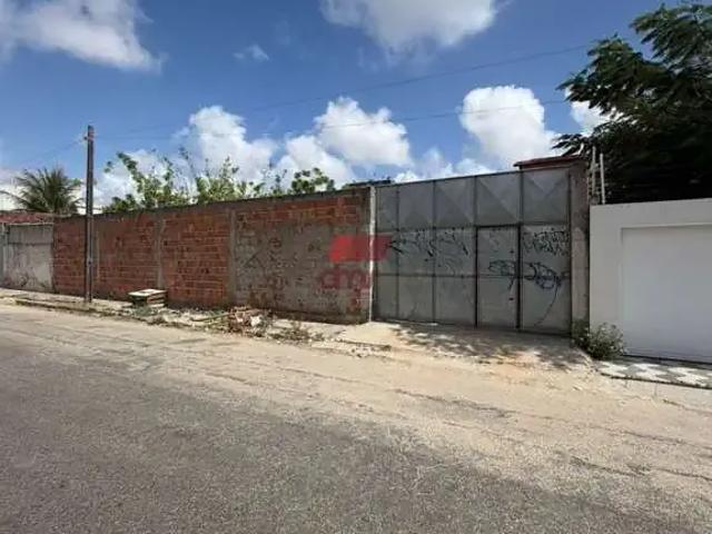 Terreno / Lote para Venda em Fortaleza/CE Parangaba