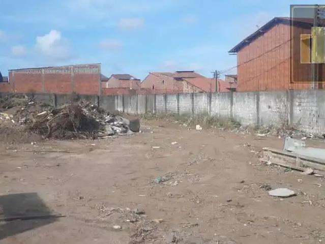 Terreno / Lote para Venda em Fortaleza/CE Siqueira
