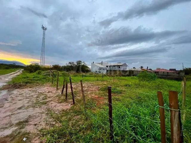 Terreno / Lote para Venda em Florianópolis/SC Carianos