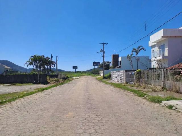Terreno / Lote para Venda em Florianópolis/SC Carianos