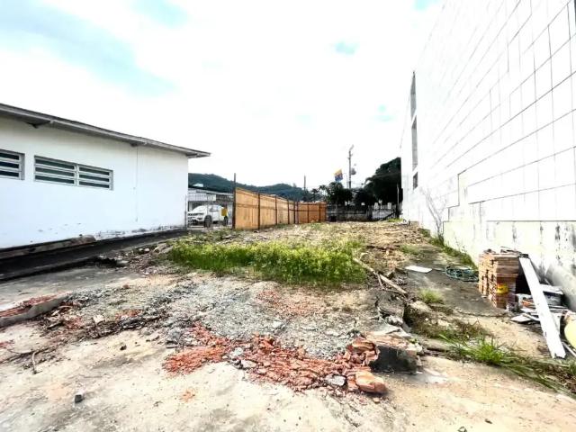 Terreno / Lote para Venda em Florianópolis/SC Saco dos Limões