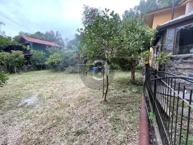 Terreno / Lote para Venda em Florianópolis/SC Pântano do Sul