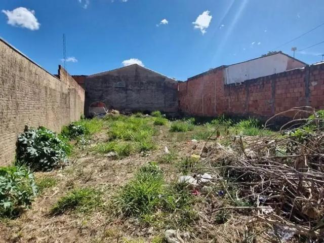 Terreno / Lote para Venda em Franca/SP Jardim Luiza II