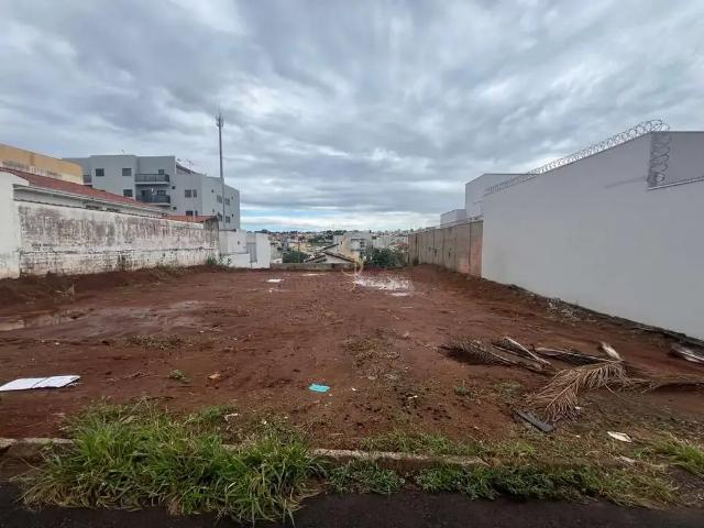 Terreno / Lote para Venda em Franca/SP Jardim Santana