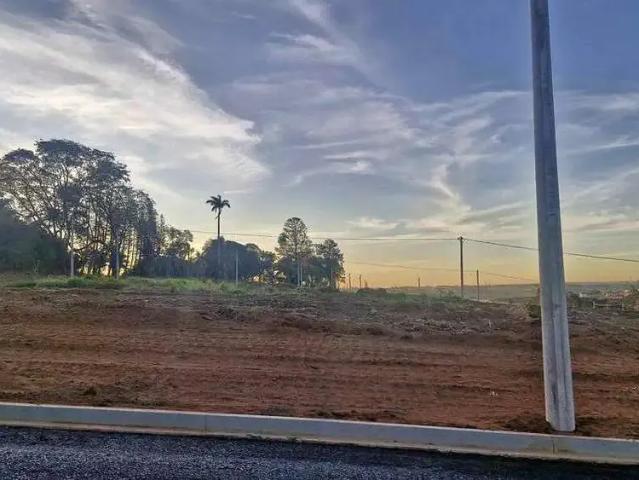 Terreno / Lote para Venda em Franca/SP Prolongamento Parque das Esmeraldas