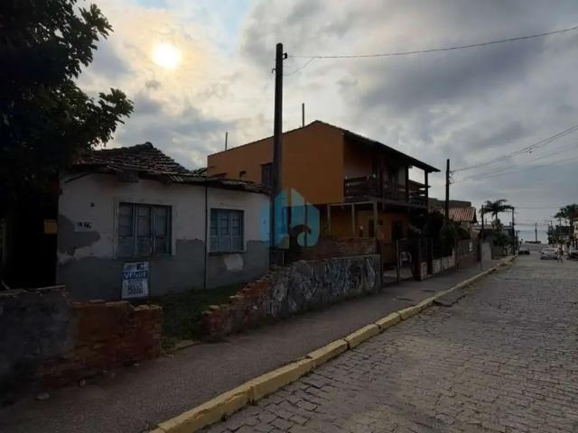 Terreno / Lote para Venda em Garopaba/SC Centro