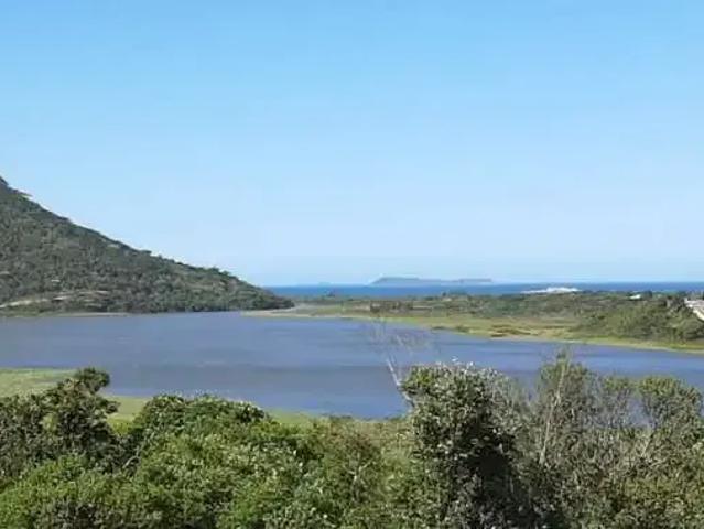 Terreno / Lote para Venda em Garopaba/SC Costa Do Macacu
