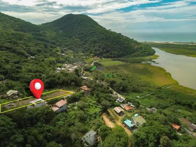 Terreno / Lote para Venda em Garopaba/SC Macacu
