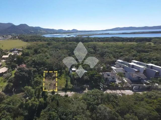 Terreno / Lote para Venda em Garopaba/SC Encantada