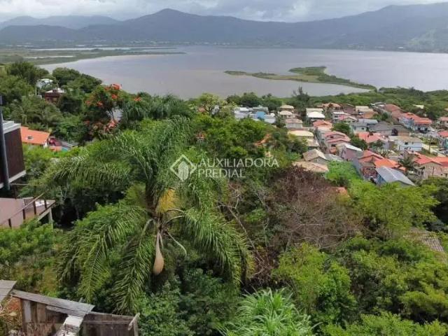 Terreno / Lote para Venda em Garopaba/SC Praia da Ferrugem