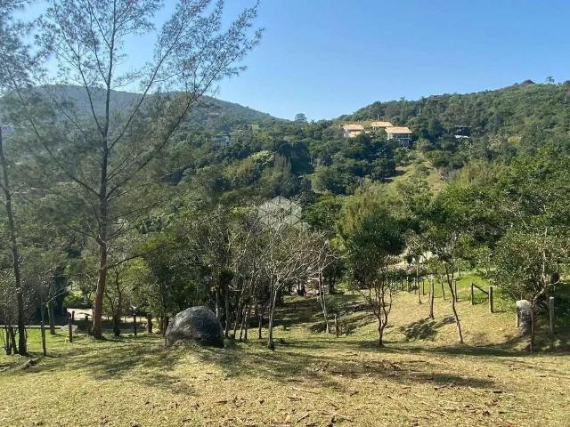 Terreno / Lote para Venda em Garopaba/SC Praia da Ferrugem