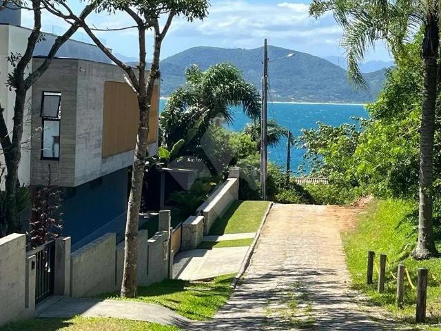 Terreno / Lote para Venda em Garopaba/SC Vigia