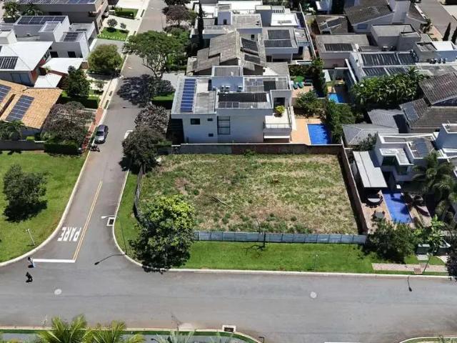 Terreno / Lote para Venda em Goiânia/GO Jardins Atenas
