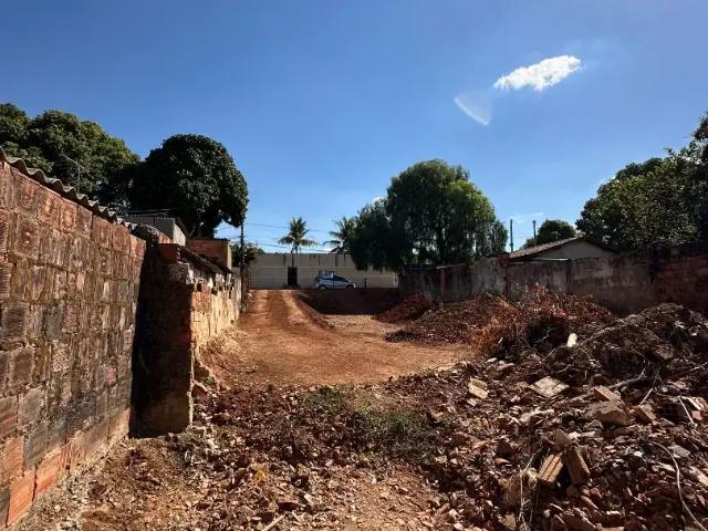 Terreno / Lote para Venda em Goiânia/GO Setor Urias Magalhães