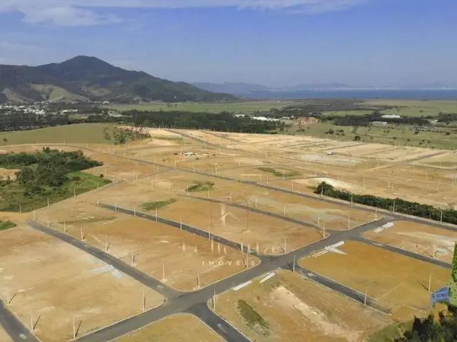 Terreno / Lote para Venda em Governador Celso Ramos/SC Centro