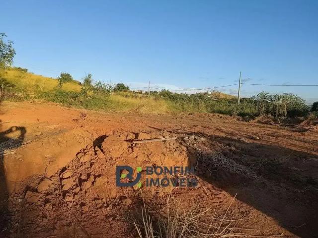 Terreno / Lote para Venda em Governador Valadares/MG Castelo